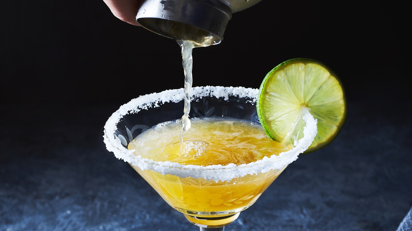 The One Type Of Salt You Should Avoid For Your Margarita Rim