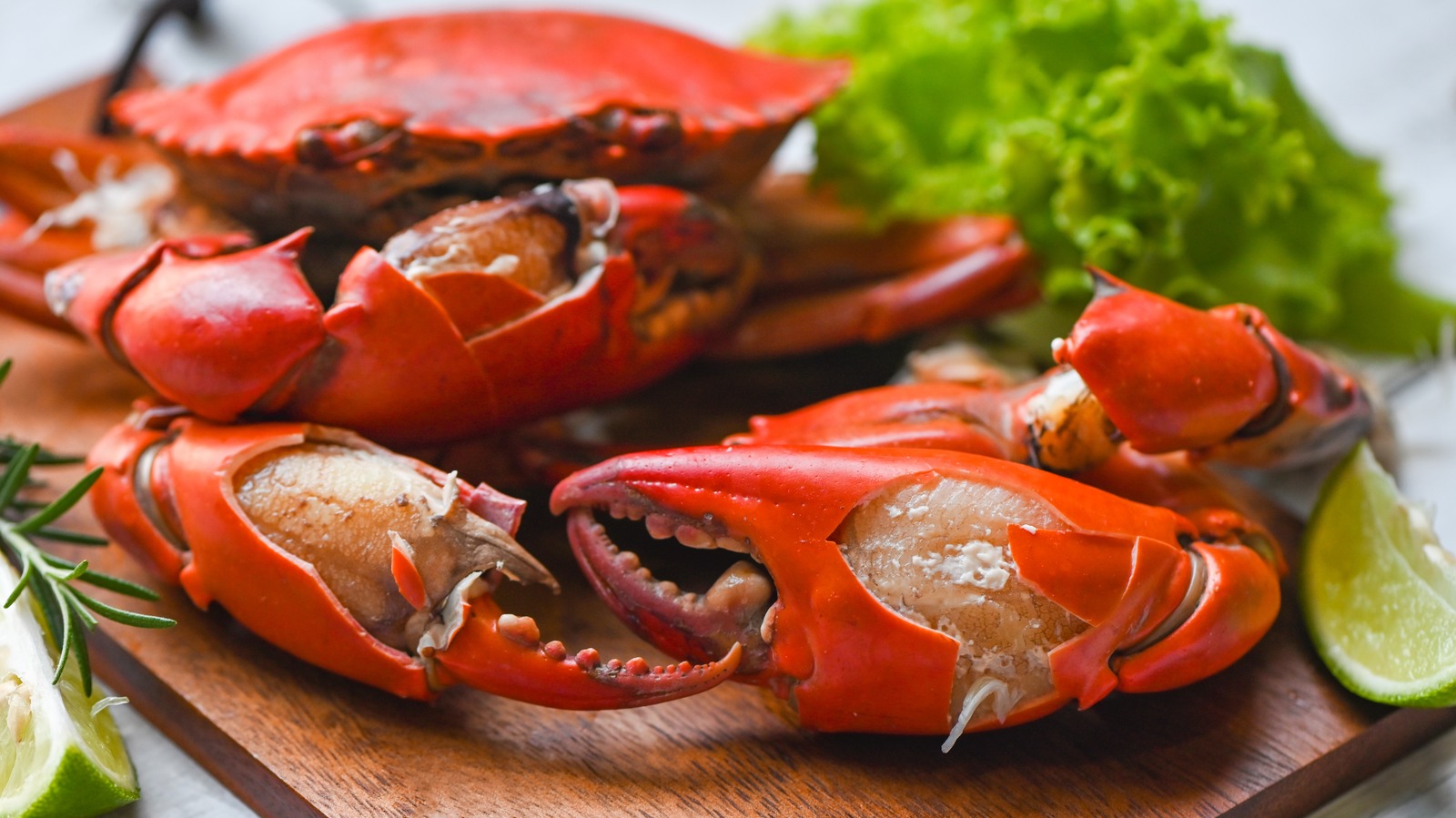 The Reason Crab Meat Should Never Be Bought Frozen, According To Chefs