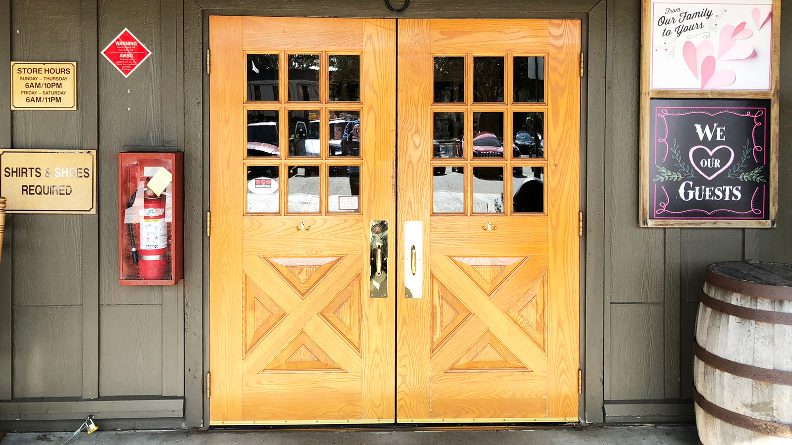 The Secret Menu Item At Cracker Barrel You'll Want To Try This Summer