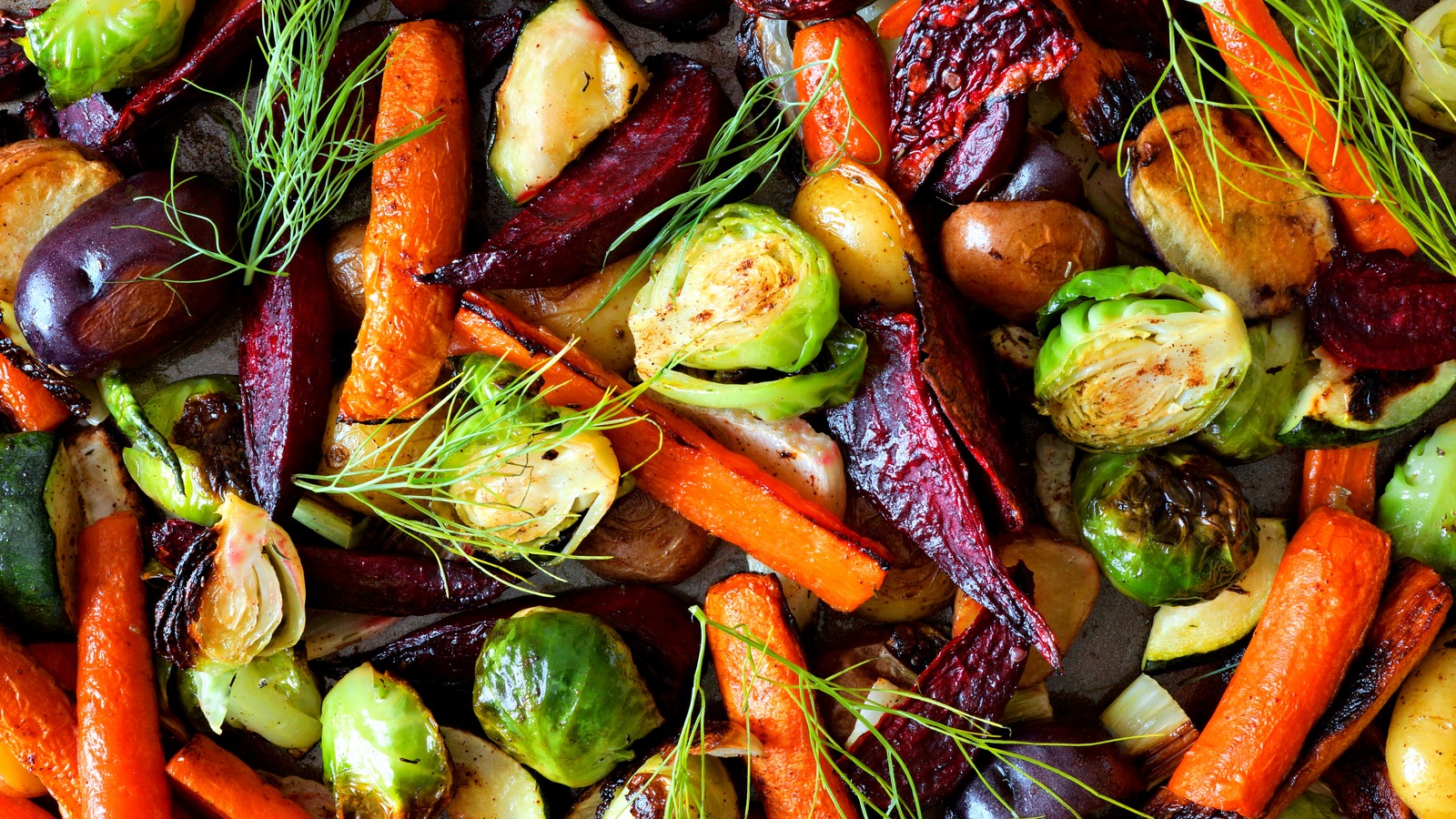 The Single Ingredient You Need For The Crispiest Roasted Veggies