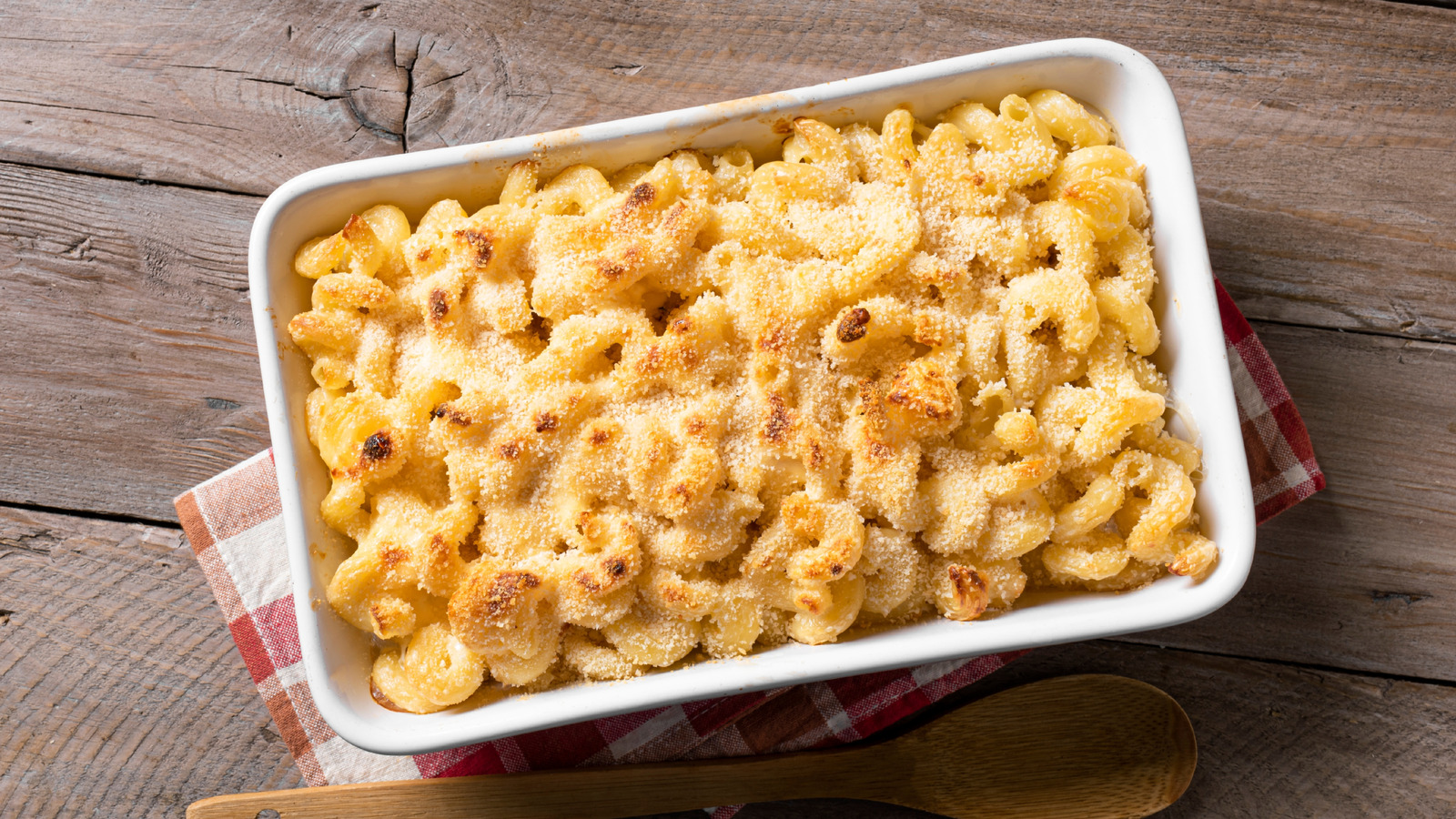 Bring Wendy's Chili Home And Supercharge Your Mac And Cheese