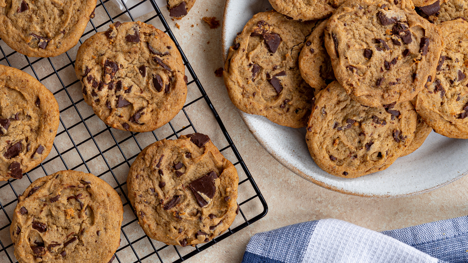 Why You Always Need To Cool Your Cookies On A Rack