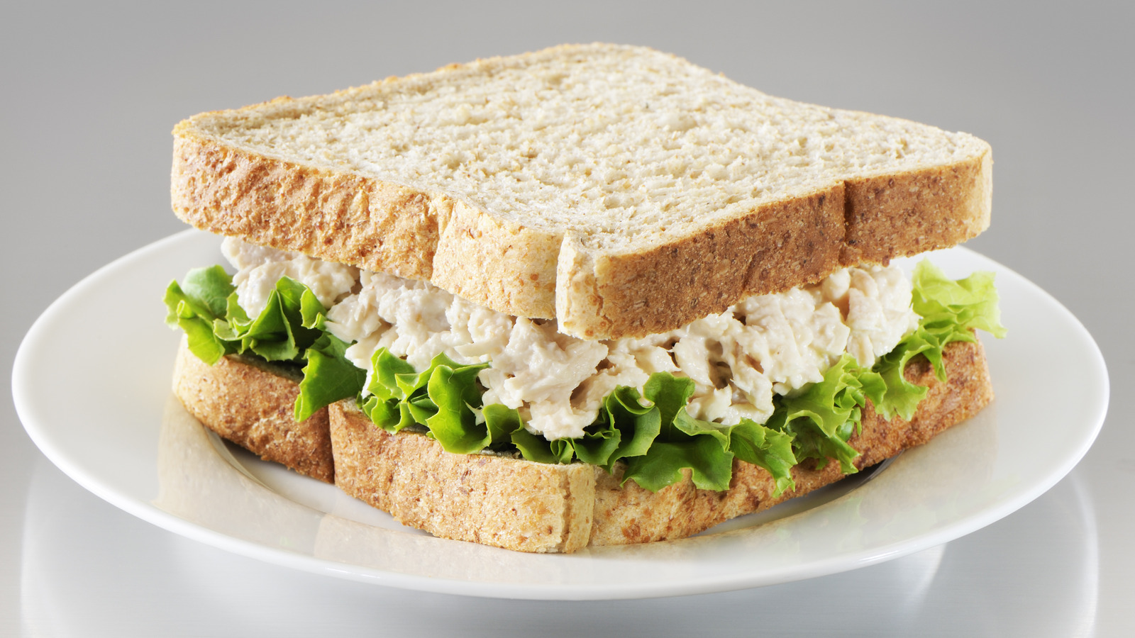 Iceberg Lettuce Is The Key To Give Tuna Sandwiches A Crisp Crunch Notes: