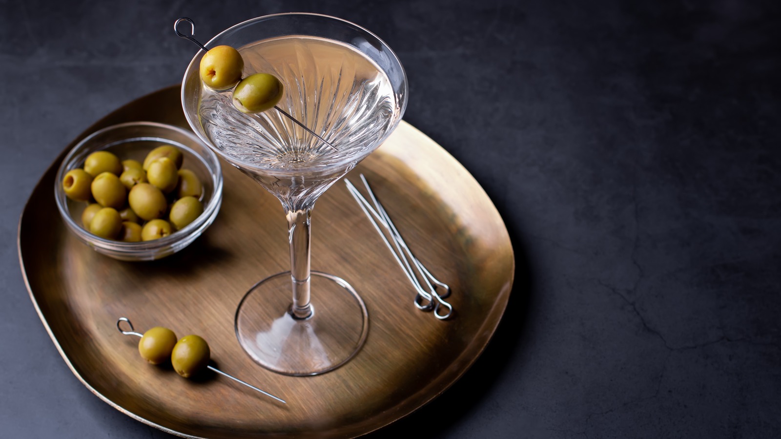 TikTok's Dirty Martini Pasta Turns The Classic Cocktail Into Dinner