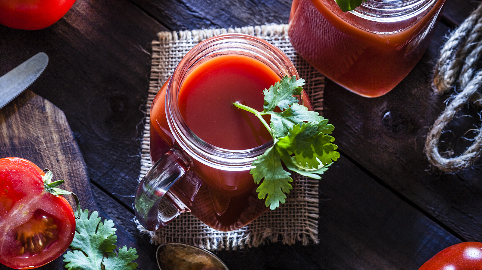 Tomato Spritzers Are The Ideal Way To Utilize That Leftover Produce