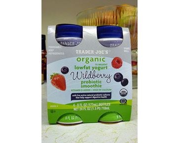 Trader Joe's Organic Lowfat Yogurt Wildberry Probiotic Smoothie