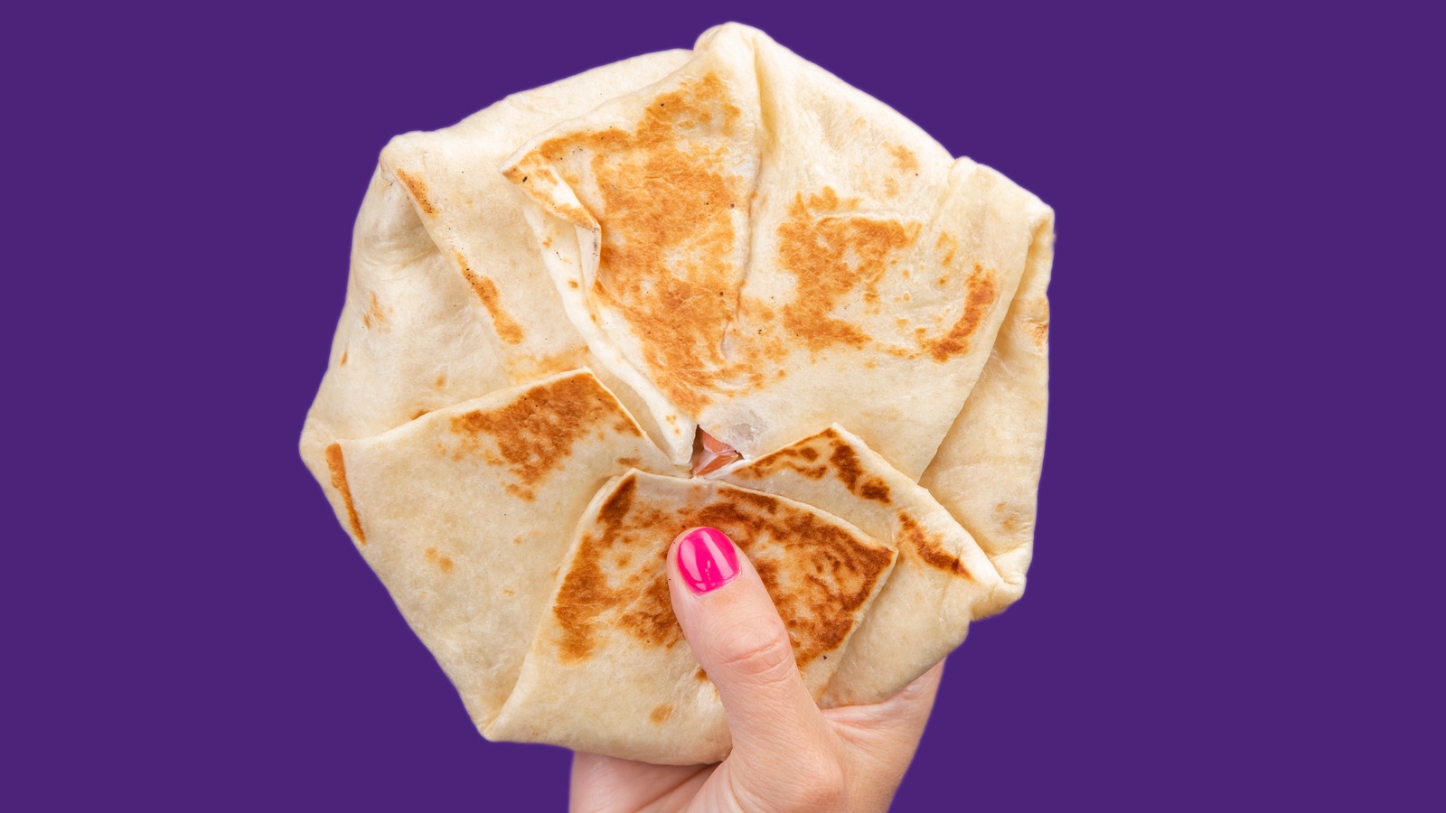 What Goes Into Taco Bell's Iconic Breakfast Crunchwraps?