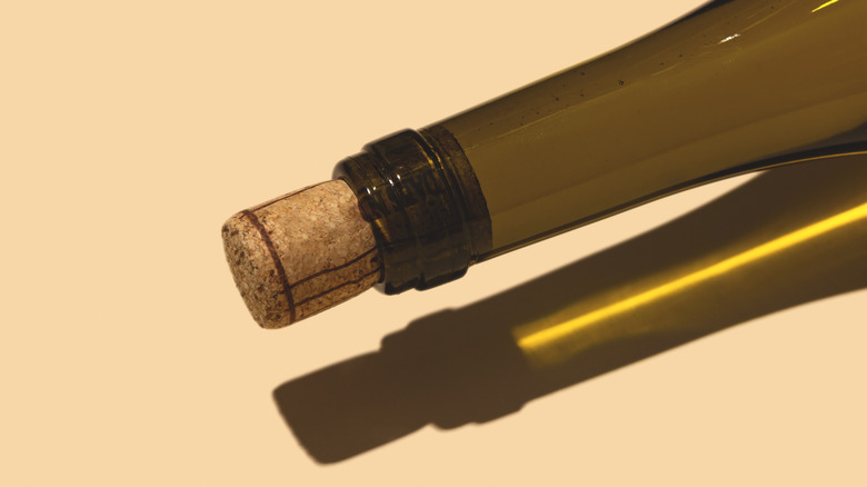 What It Means When Wine Is 'Corked' (And What Are The Smells To Watch Out For)?