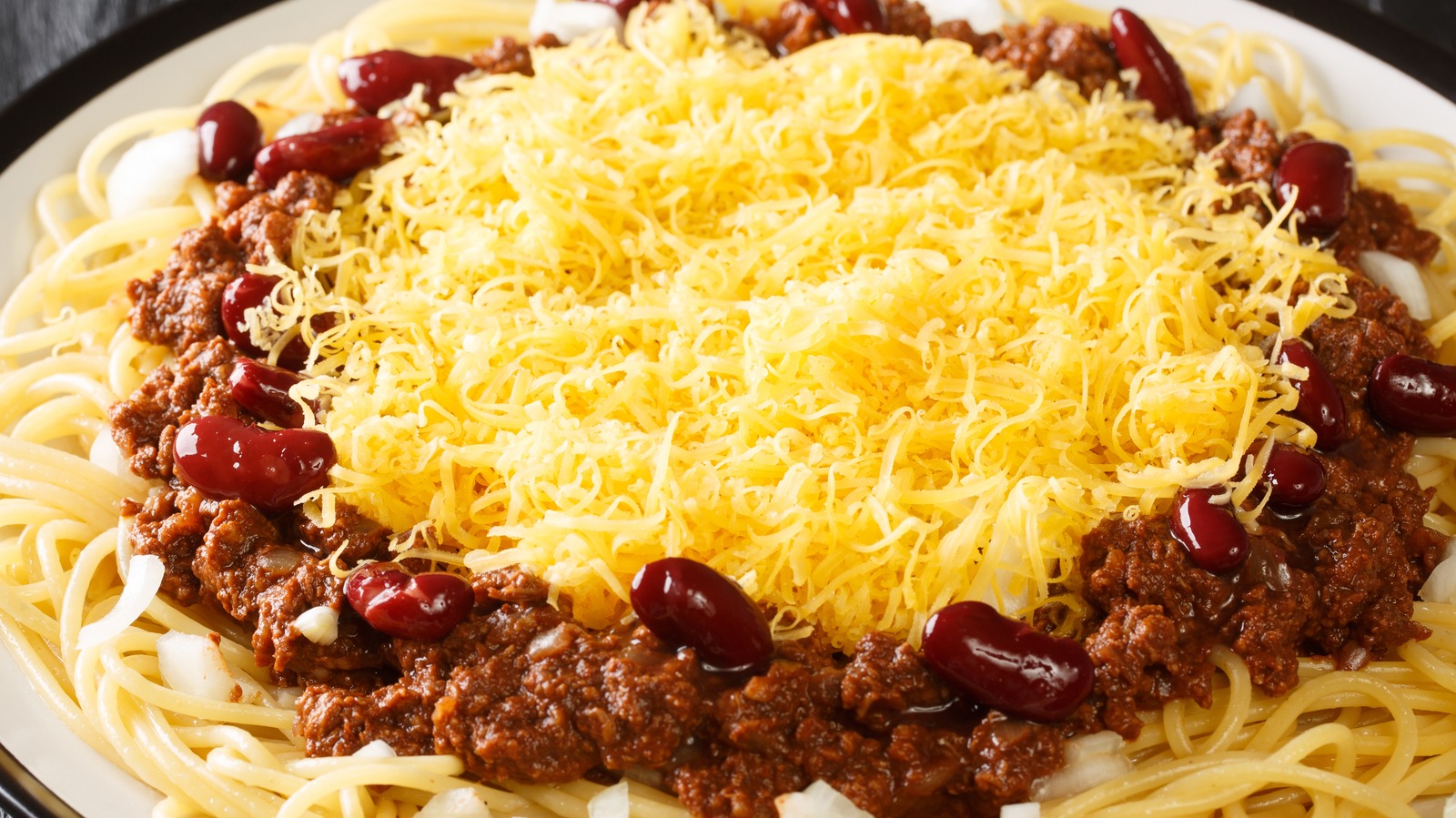 What Sets Cincinnati Chili Apart From Other Chilis?
