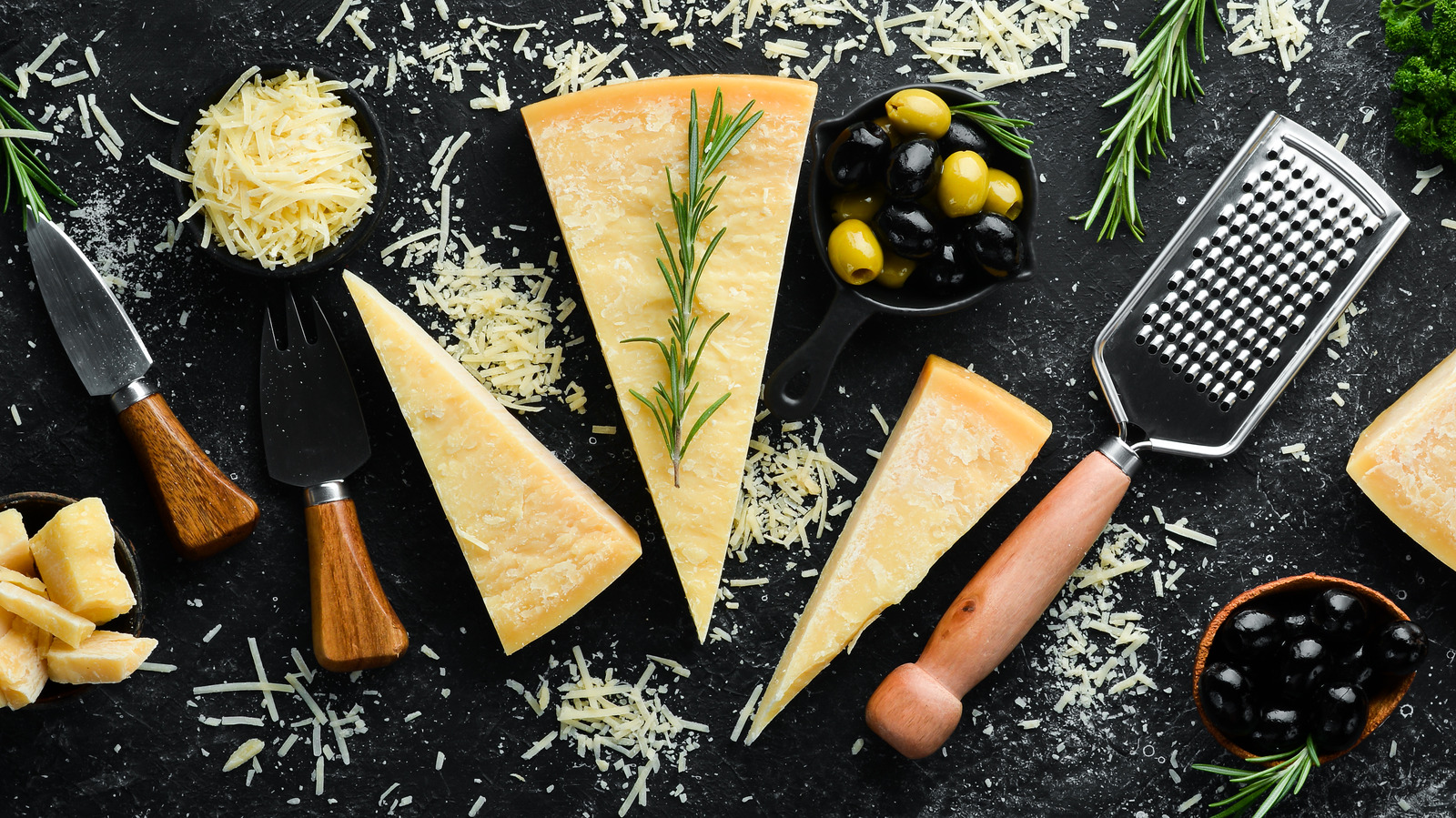 Why It's Important To Have Different Utensils For Your Cheese Plate