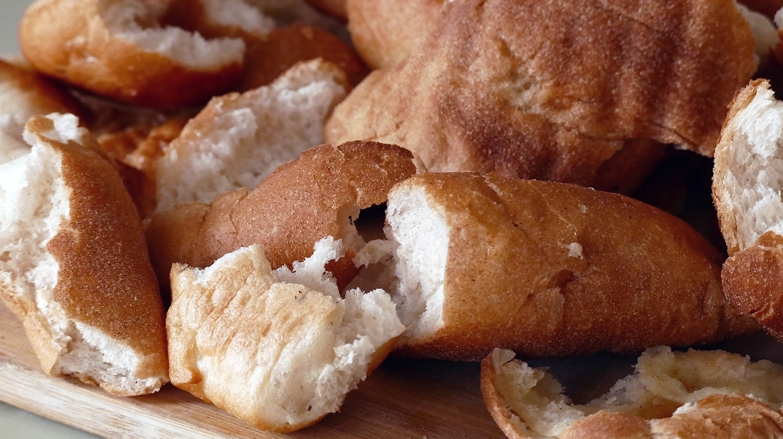 Why Stale Bread Is A Go-To Ingredient For José Andrés