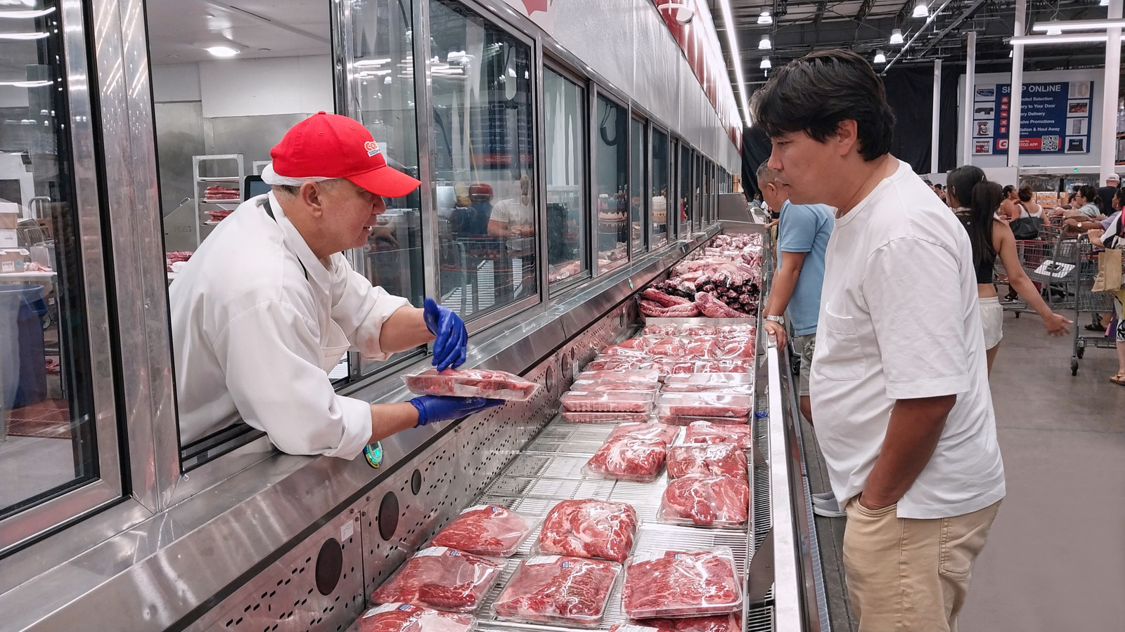 Why You (Obviously) Shouldn't Ask The Costco Meat Counter For Free Food