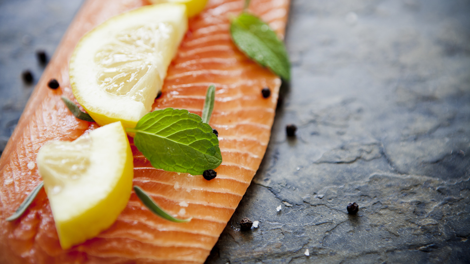 Why You Should Start Using Mint To Season Your Fish