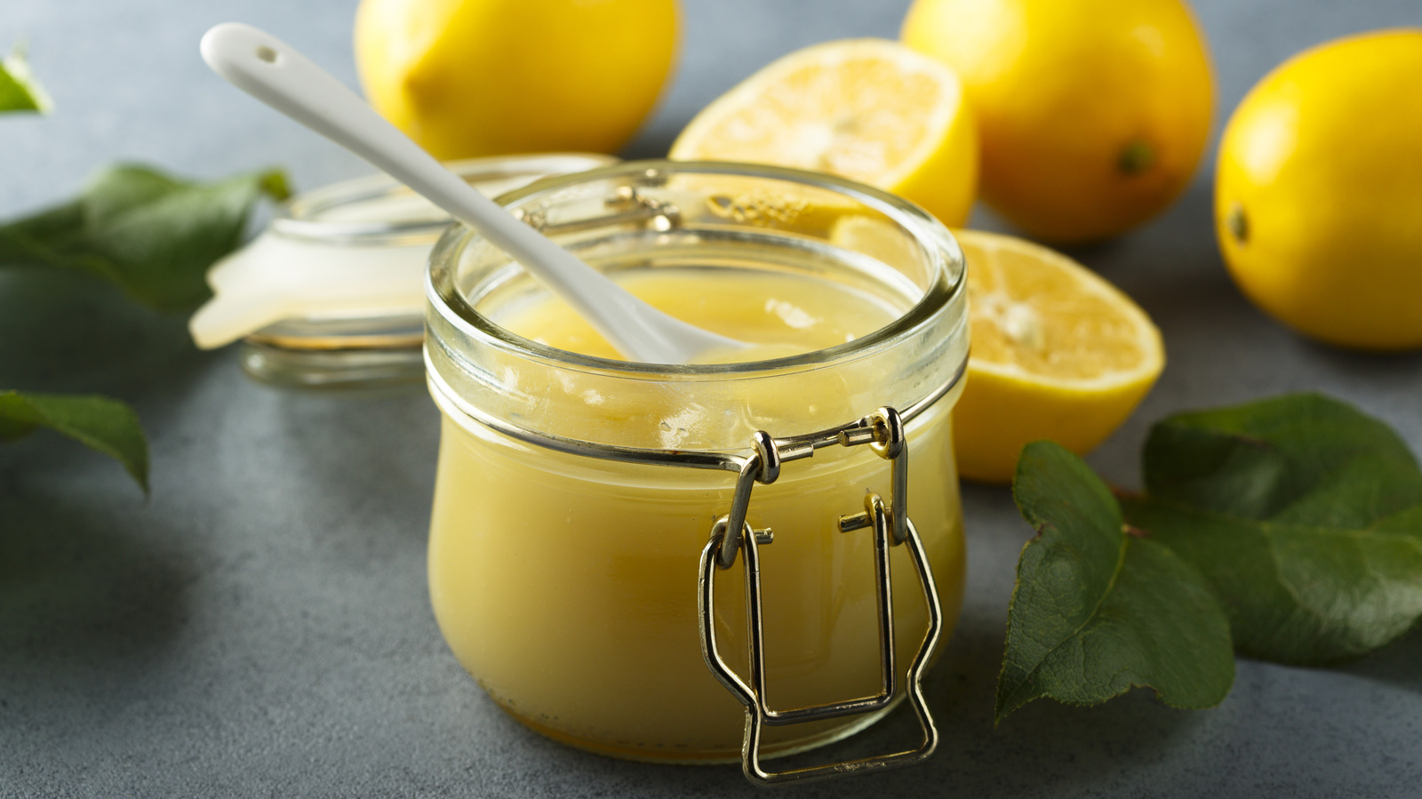 How To Use A Jar Of Lemon Curd For More Flavorful Meat