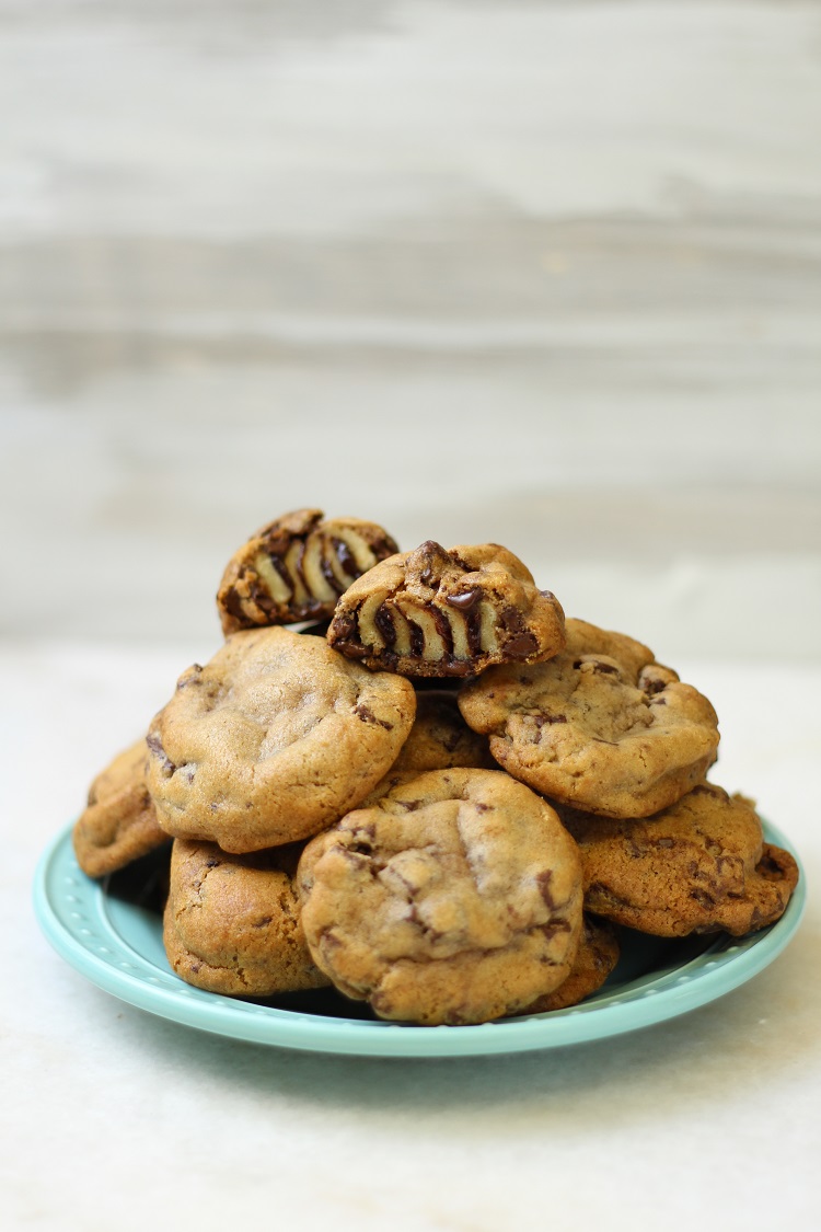 Cinnabon’s New Cinnamon Bun Cookie Comes With Free Milk